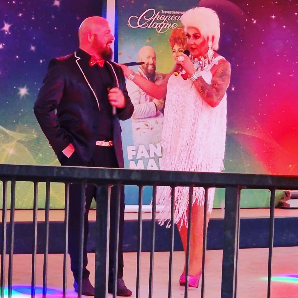 Travestierevue Chapeau Claque - Travestierevue Chapeau Claque Travestie aus Baden